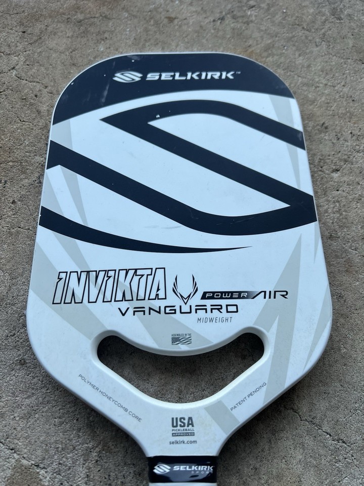 Selkirk Vanguard Power Air INVIKTA – Midweight – Great Condition Light ...