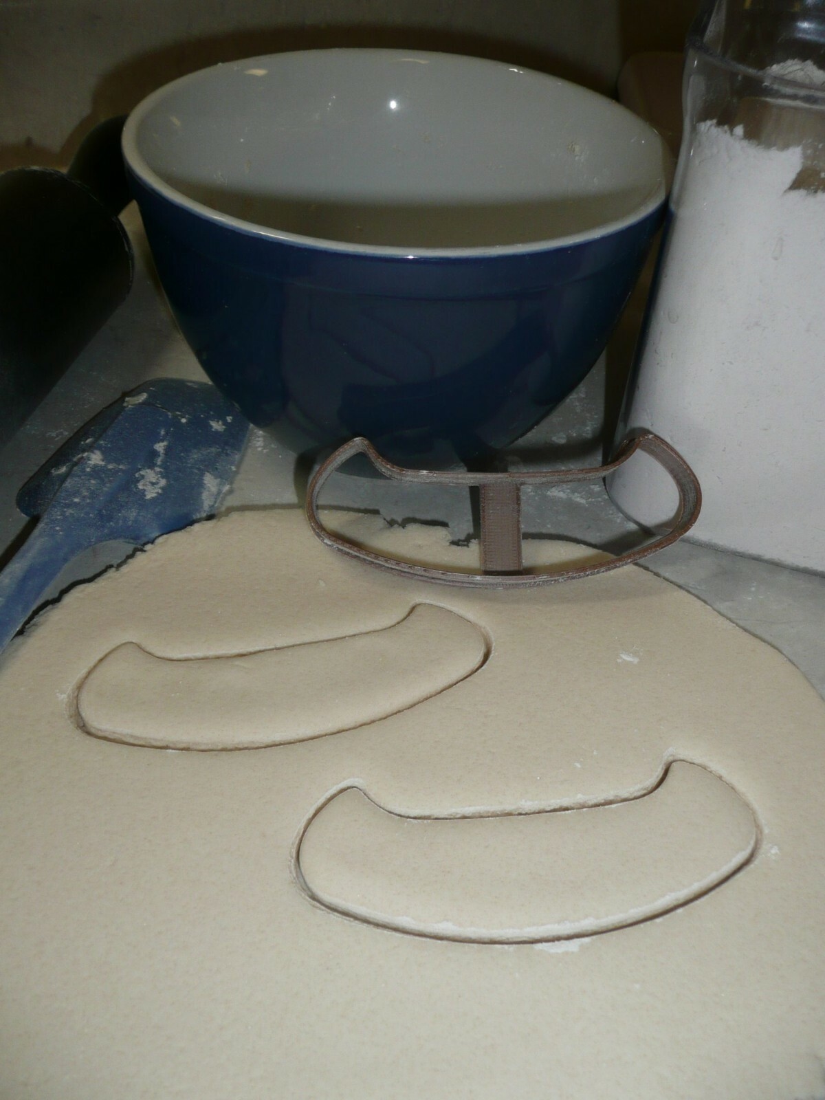 CANOE NARROW WATER VESSEL SMALL BOAT PADDLE KAYAK COOKIE CUTTER USA ...