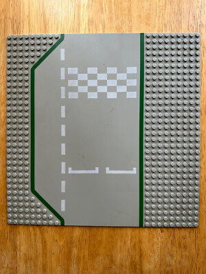 Lego Town Vintage Grey Base Plate Road Race Track START FINISH LINE 32 ...