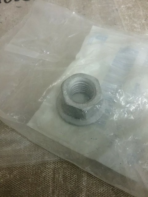 OEM Rear Control Arm Nut General Motors Chevy 10282253 for sale online ...