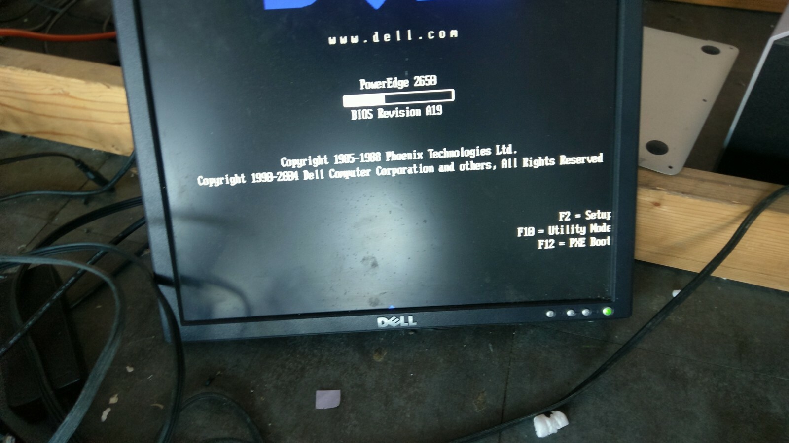 Dell PowerEdge 2650 server, two 2.8GHz CPU, 5x36GB SCSI Windows 2003 ...