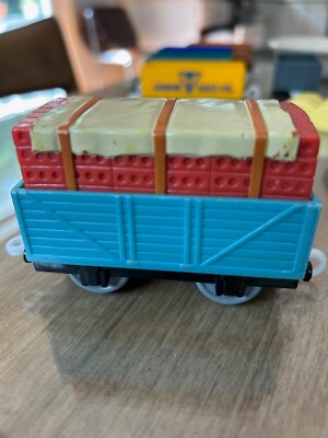 Thomas and Friends Trackmaster Wagon with Brick Cargo 2009 VINTAGE | eBay