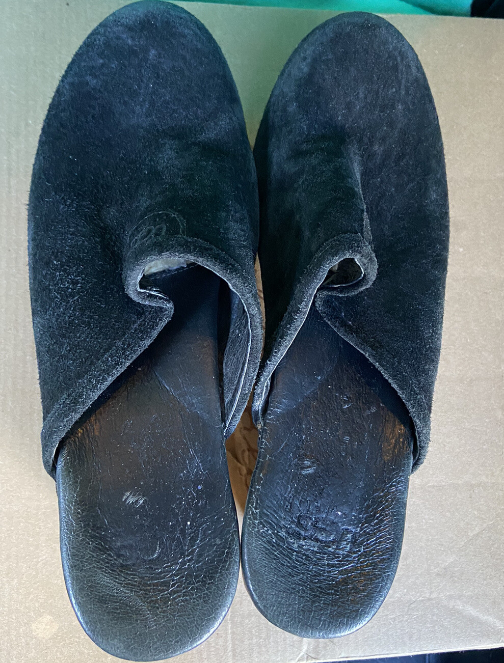 UGG Suede Leather Clogs Sz 7 Studs Mule 5772 Abbie Bl… - Gem