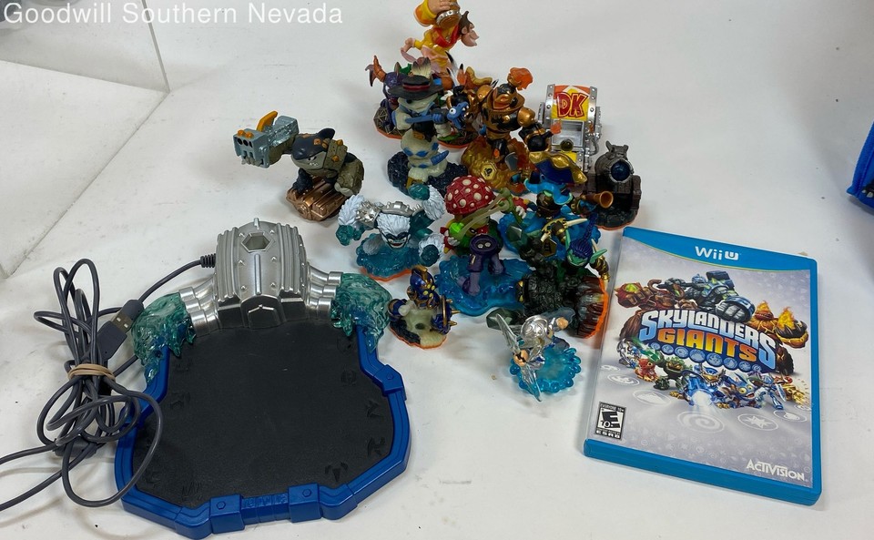 Nintendo Wii U Skylanders Gaming Console Bundle | eBay