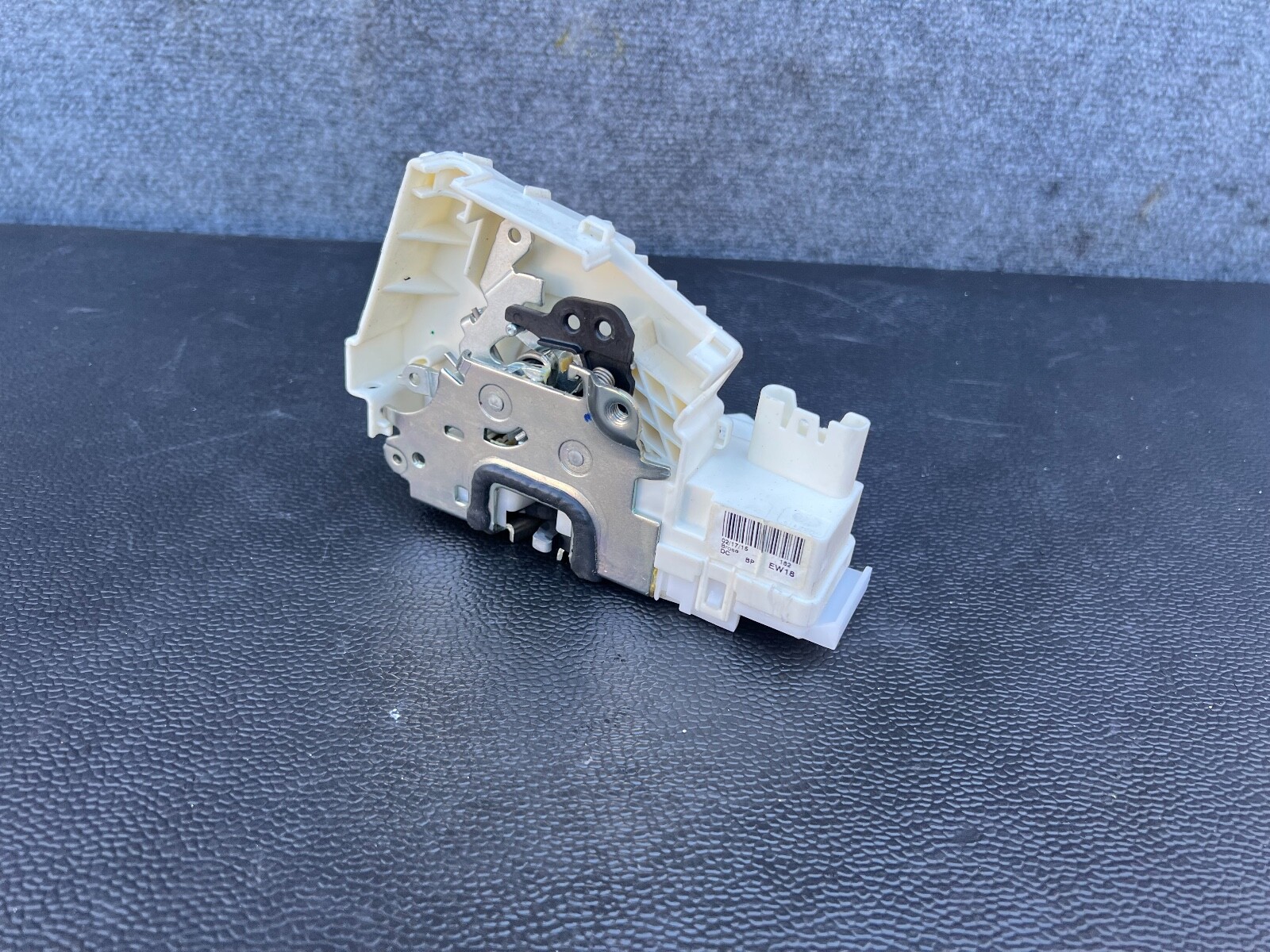 MERCEDES W164 X164 GL350 GL450 FRONT RIGHT SIDE DOOR LOCK LATCH ...