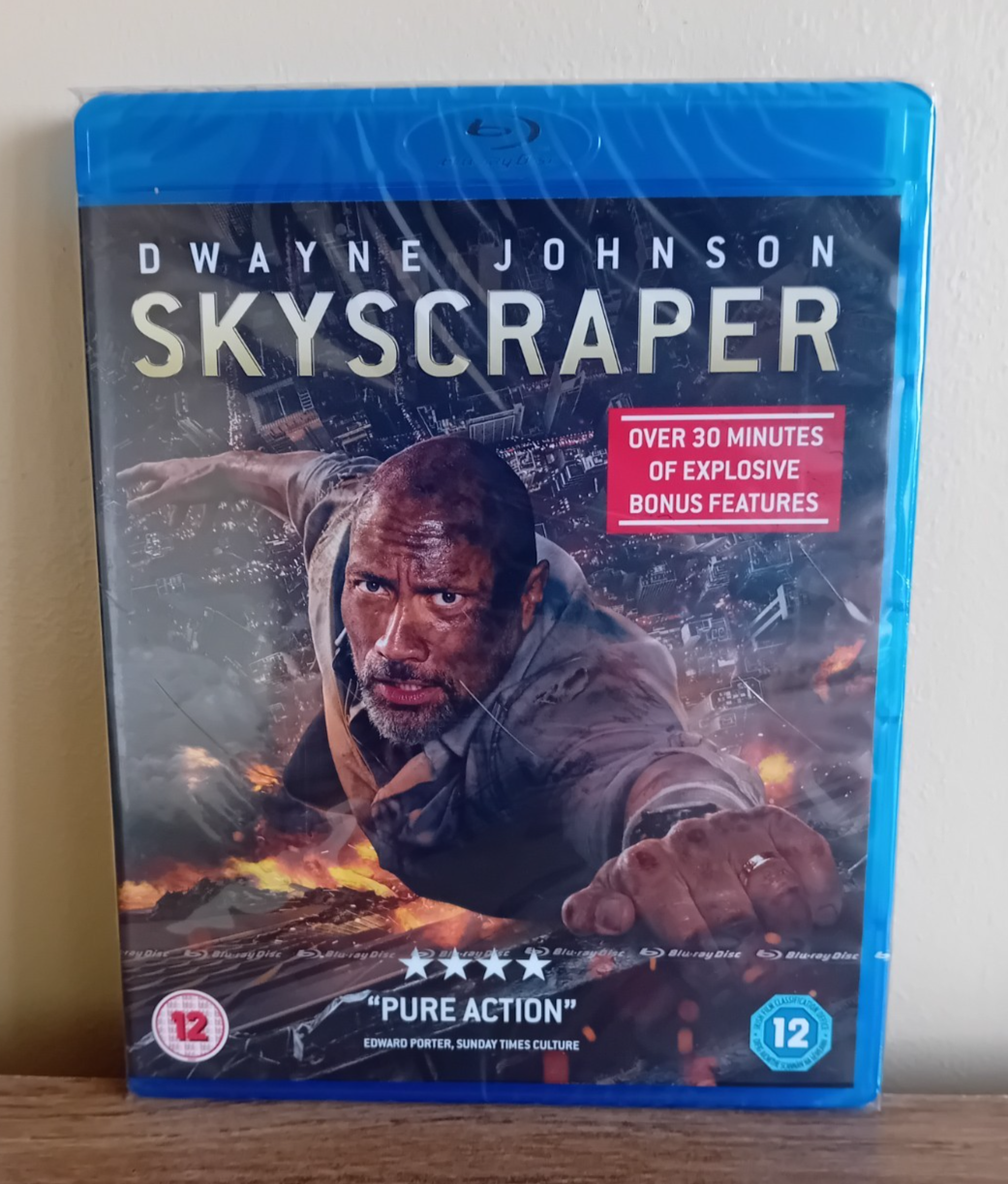 Skyscraper Blu-ray Region Free New & Sealed (2018 Action Film, Dwayne ...