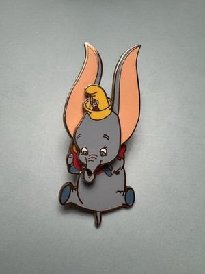 Disney Dumbo the Flying Elephant Moving Ears Pin Featuring Timothy Q ...