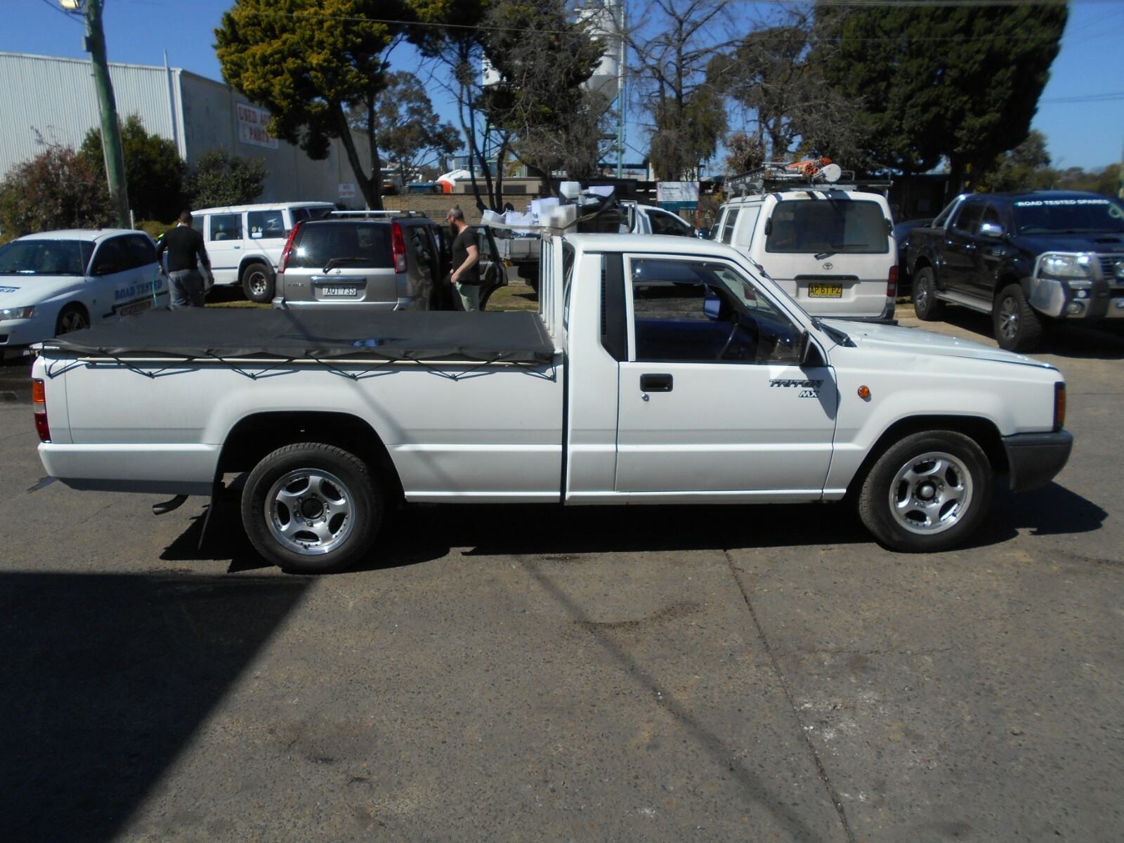 **WRECKING ONLY NOW**7/1993 MITSUBISHI MJ TRITON SINGLE CAB 2WD PETROL ...