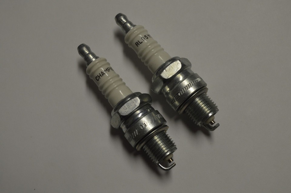 BILLY GOAT Power Equipment CHAMPION Spark Plug RL95YC Set 2 | eBay UK