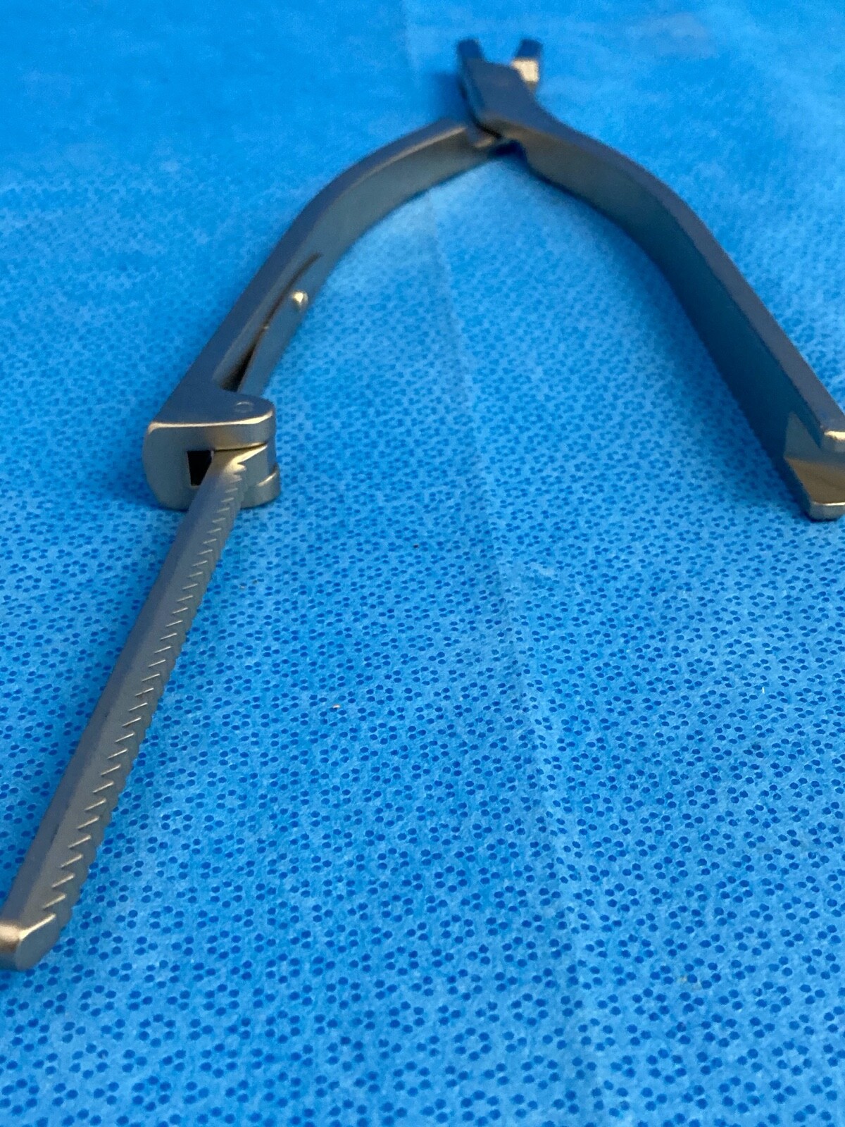 Medtronic 85603 CD Horizon 5mm Rod Gripper Neurology Orthopedic Spine ...