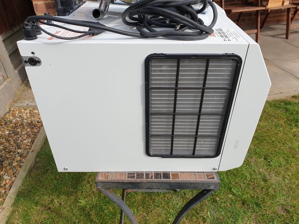 Zip Hydrotap BCH160/175G4 Chilled & Boiling Water - Base & Tap all kit ...