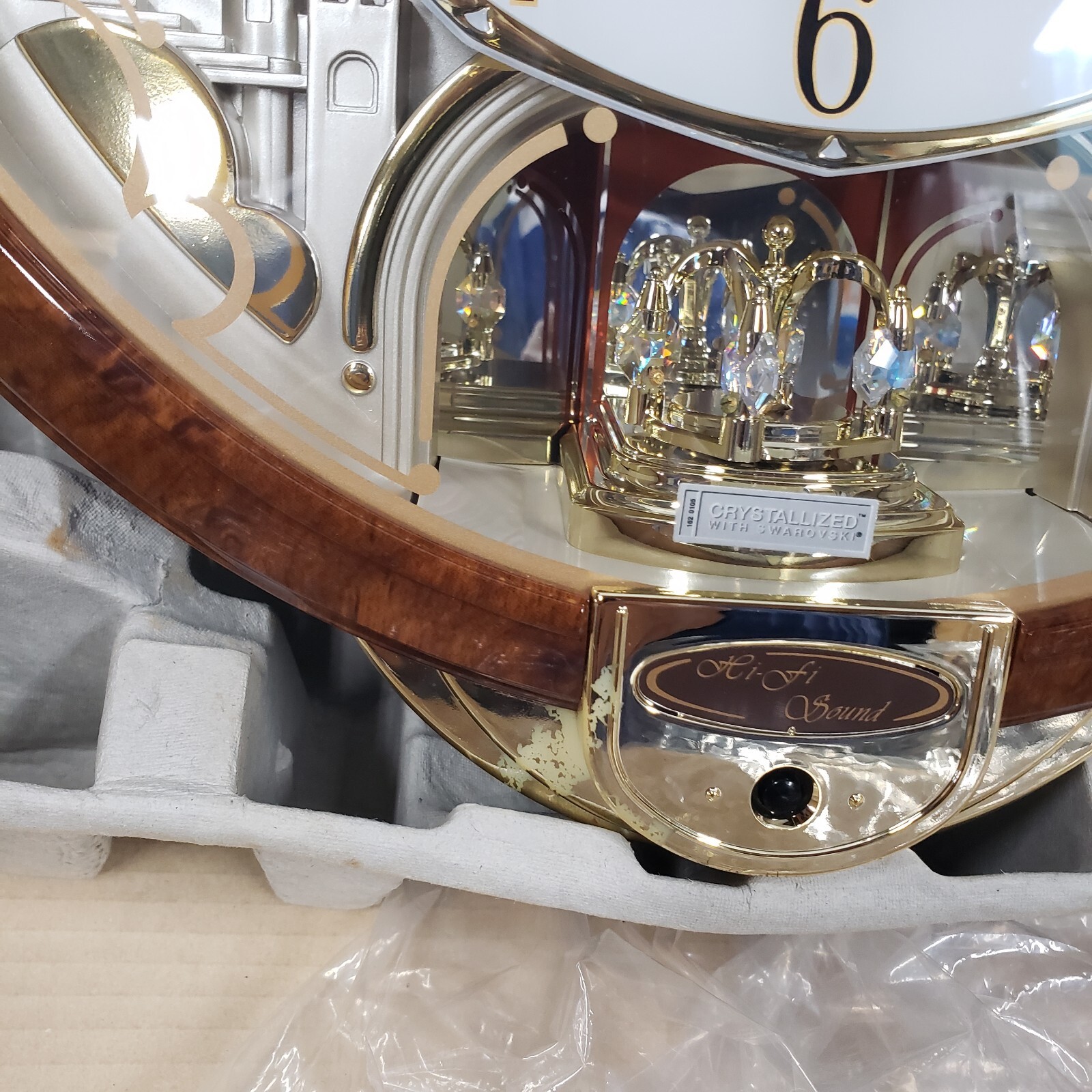 Seiko Collector's 12 Melodies in Motion Wall Clock Swarovski Crystals ...