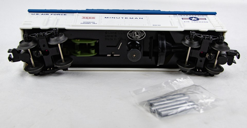 Lionel 6-29828 3666 Minuteman Cannon Firing Box Car 1:48 O Scale Model ...