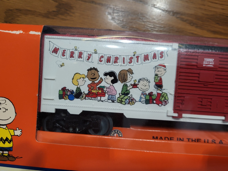 Lionel Peanuts Christmas Boxcar 6-15097 | eBay
