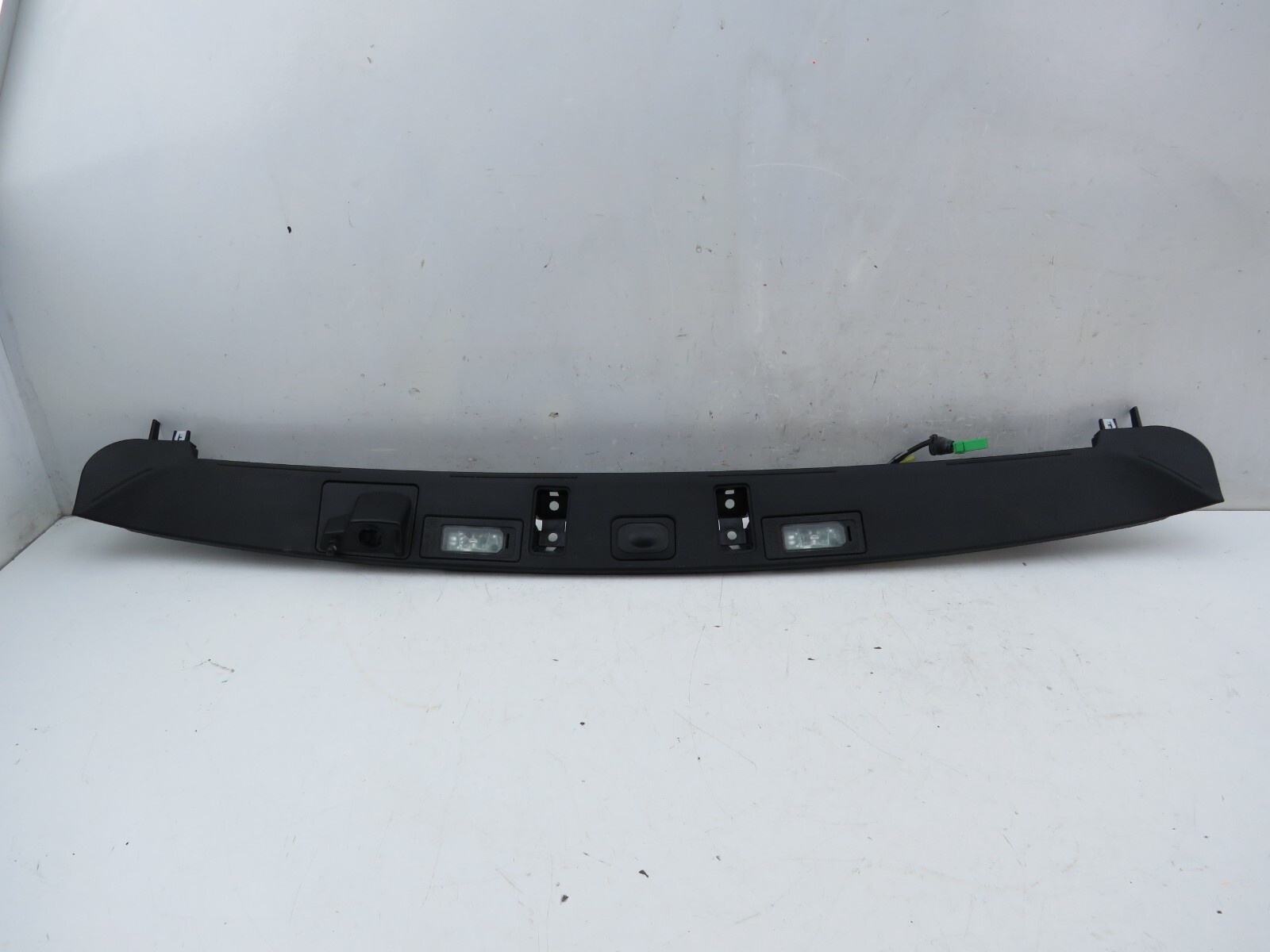 2019 LR RANGE ROVER VELAR L560 REAR TAILGATE HANDLE TRIM WITH NUMBER ...