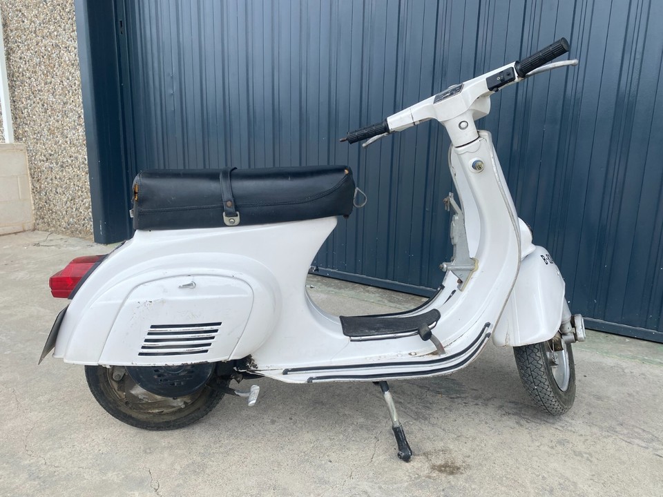 1983 Vespa Primavera NK 125 Rear Chrome | Red | Spain | Universal ...