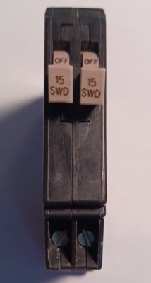 Eaton Cutler Hammer Twin Circuit Breaker 120/240V CHT1515 2-15A Genuine ...