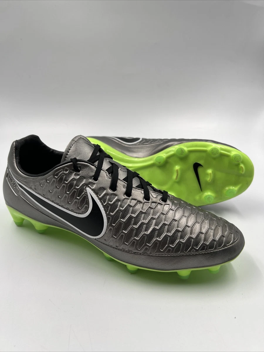 Magista Light Green