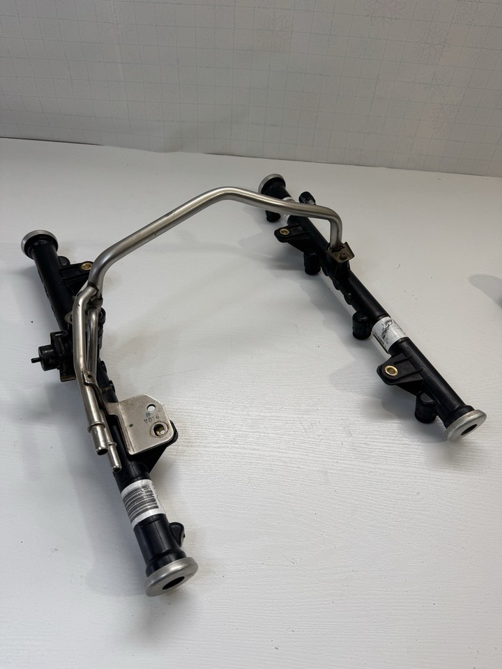 1999-2006 Fuel Rail Chevy Silverado GMC Sierra 1500 2500 4.8 5.3 6.0 ...