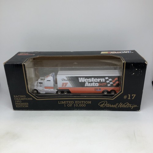 Racing Champions 1:87 Scale Diecast Team Transporter #17 Western Auto ...