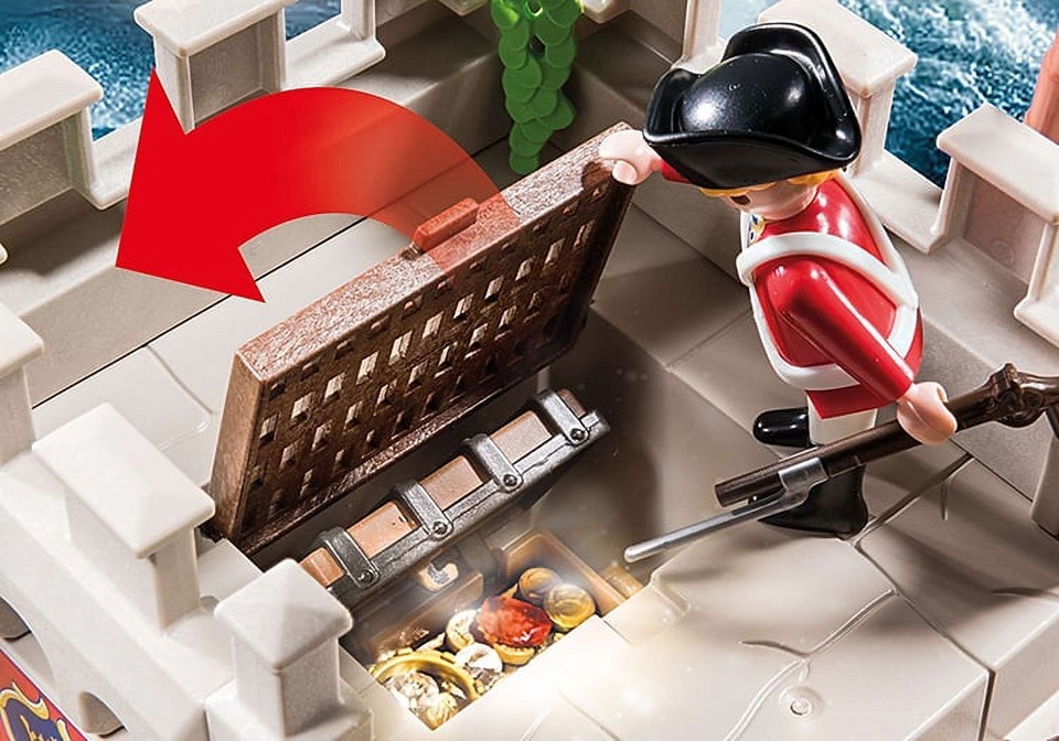 PLAYMOBIL 70413 Redcoat Bastion Fort Classic Pirate Fort Playset ...