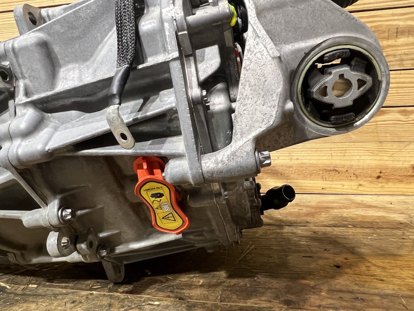 OEM 2020-2023 Tesla Model Y Rear Drive Motor Unit Inverter 1120990-00-H ...