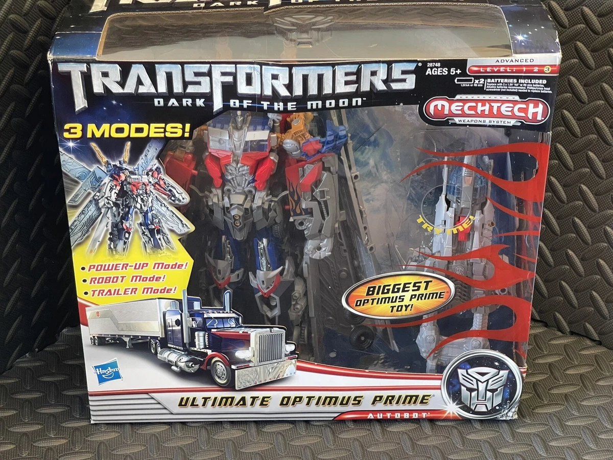 Transformers 3 Ultimate Optimus Prime Toy