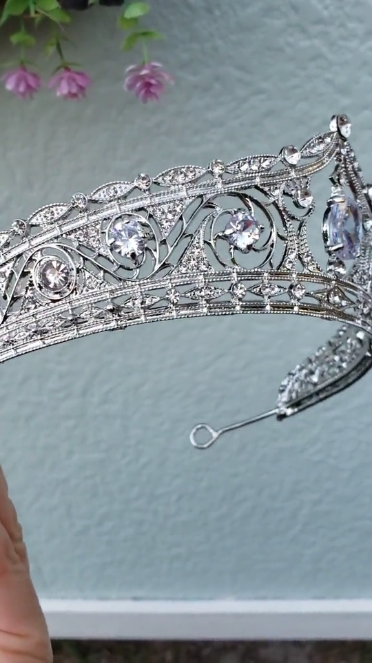 Vintage Silver Tiara Crown Princess Queen gems Icy gift bridal wedding ...