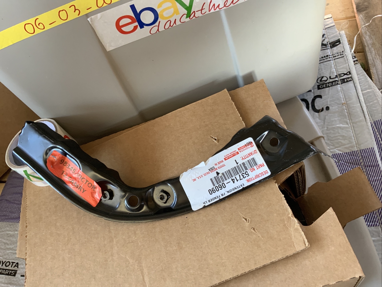 2012-2018 TOYOTA Camry LEXUS ES350 LEFT FRONT Fender Extension 53714 ...