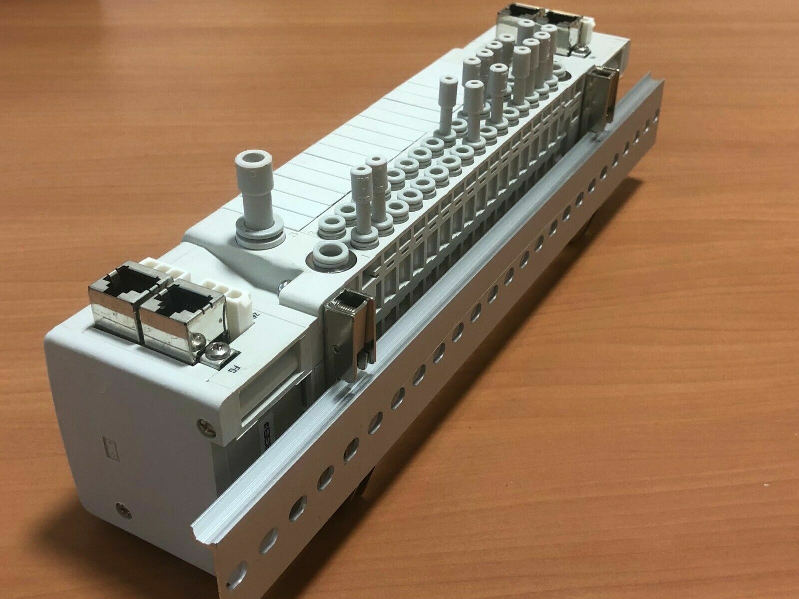 SMC SI UNIT IN503-10 IN503-09 S07A0-5, S07D0-5 Pneumatic Manifold 16 ...