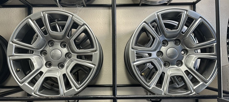 (4) OEM 2022-2024 Jeep Wagoneer 18x8 Silver 6 Double Spoke Aluminum Rim ...