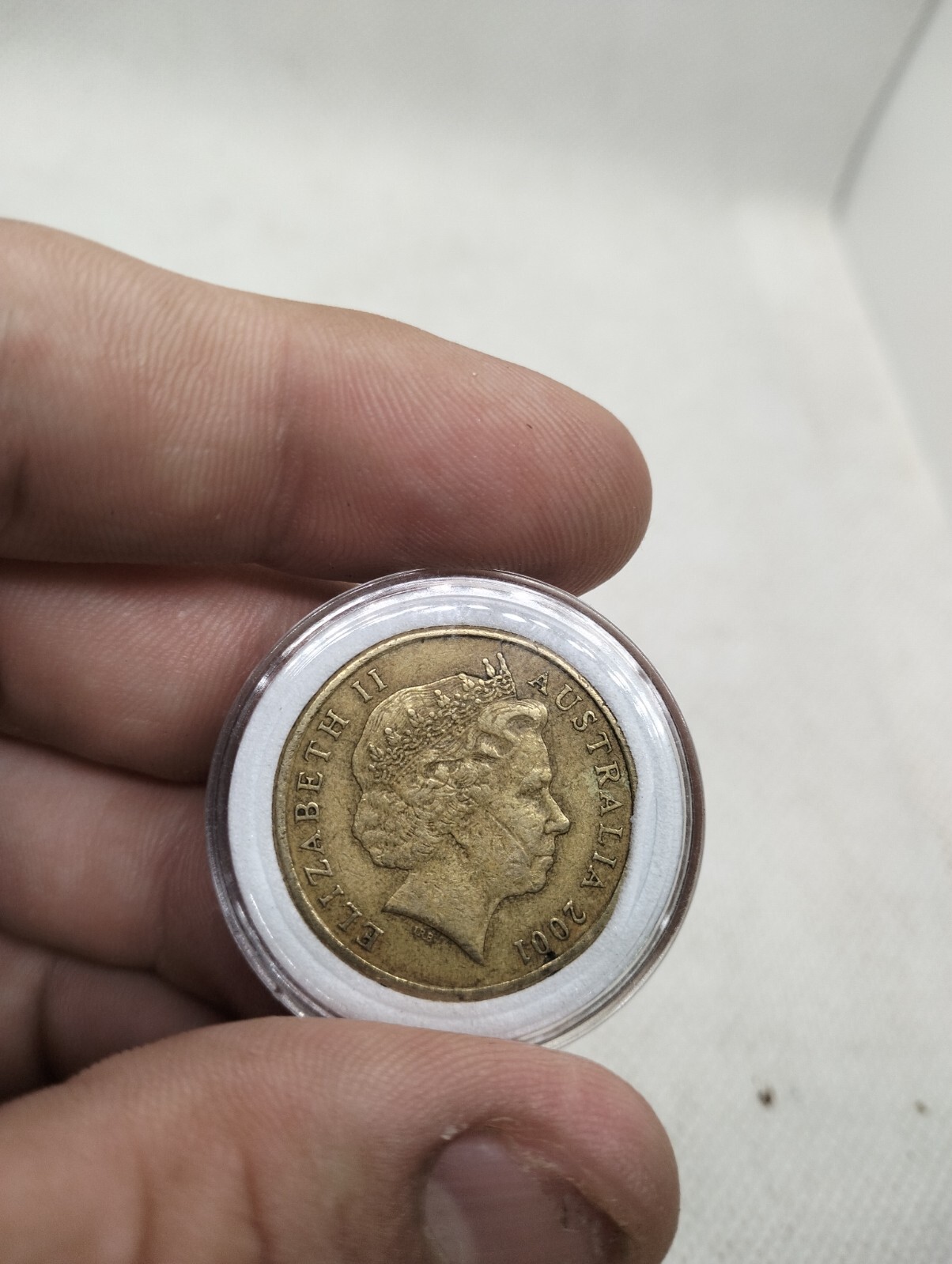 $1 One Dollar Coin - 2001 Centenary of Federation 1901-2001 - Cud on 'O ...