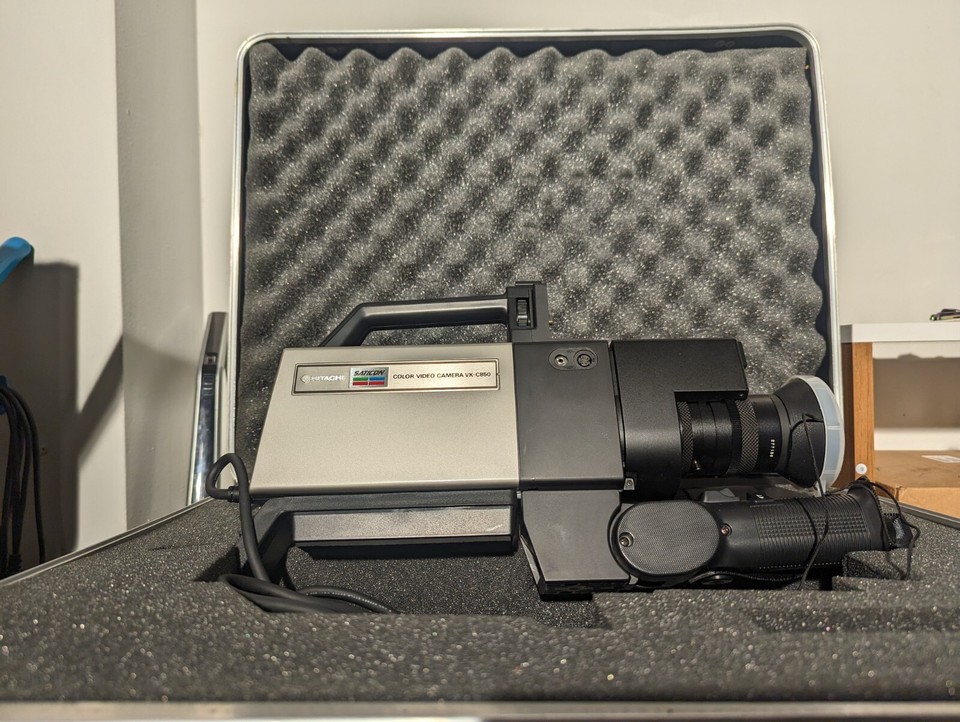 Hitachi Color Video Camera VK-C850 w/ Case and Manual - Untested | eBay