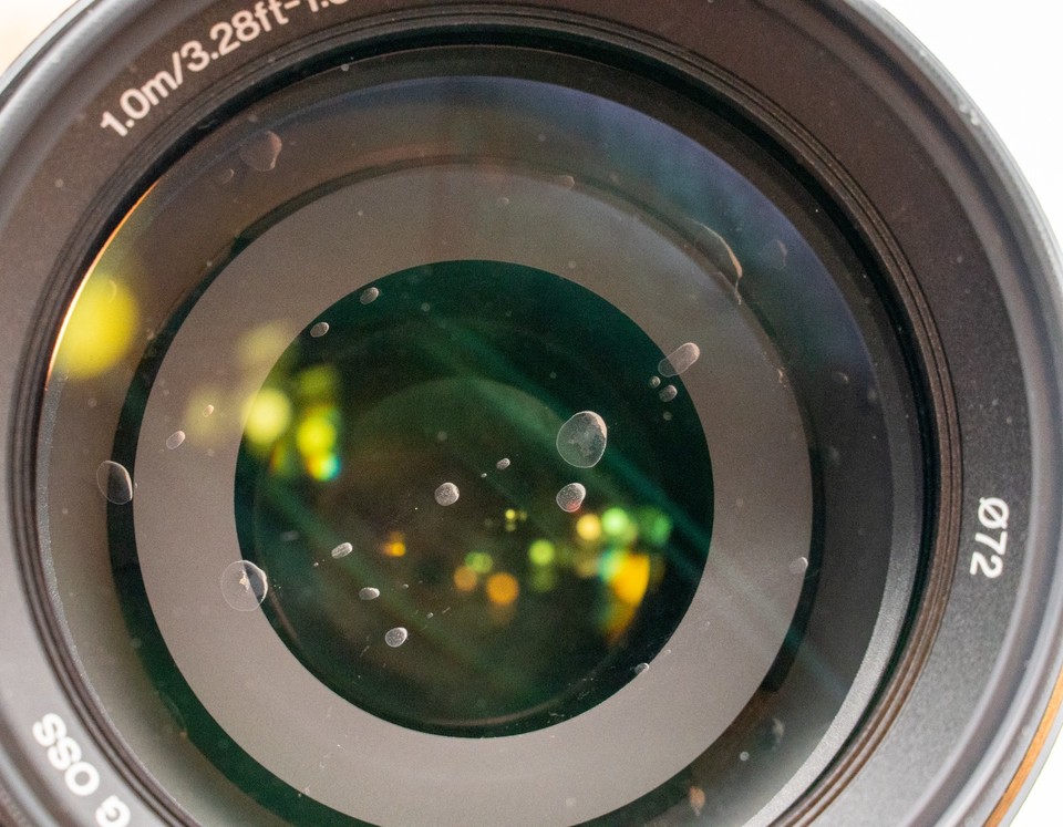 *Water Damage* Sony FE 70-200mm F4 G OSS Telephoto Zoom Lens *Please ...