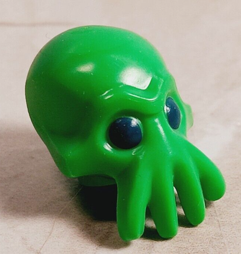 New LEGO Octopus Face Space Alien Head Big Blue Eyes Bright Green ...