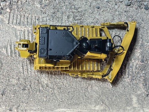 Diecast Masters 85555 Cat Caterpillar D7e Track Type Tractor Dozer in ...