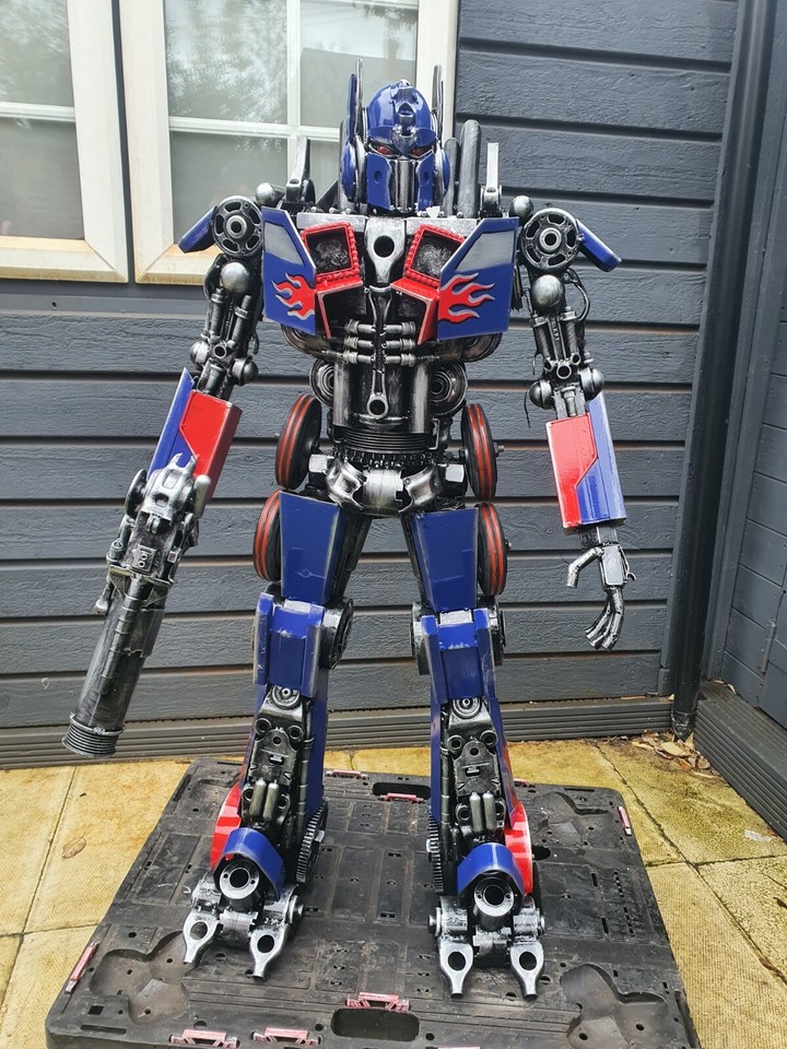 Inspired by: Optimus Prime from Transformers by Metal Art Productions ...