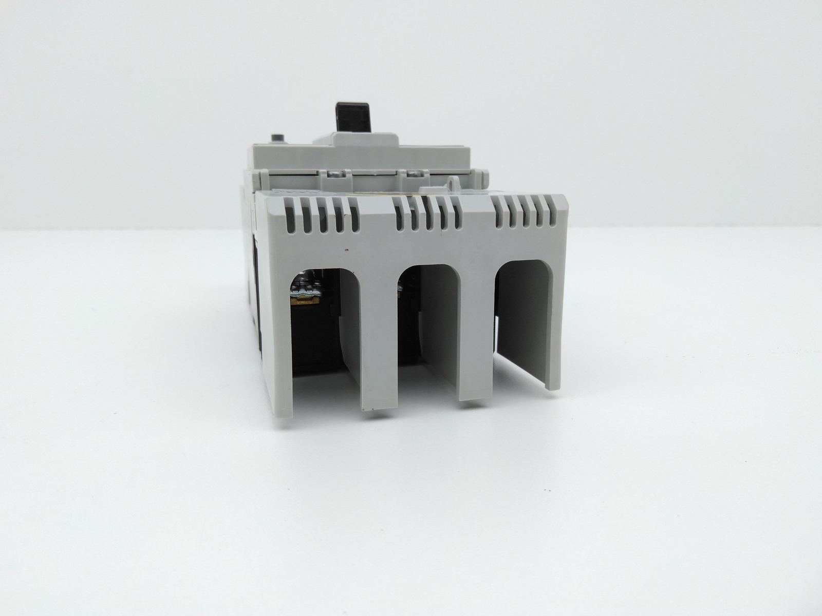 Fuji Electric EW50RAGU-3P040 Earth Leakage Circuit Breaker, 3P, 40A | eBay