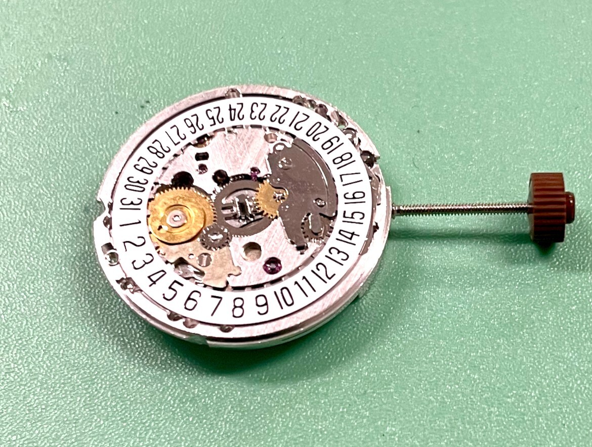 Genuine Eta 2000-1 Automatic Movement Longines L593.2 NOS 2 HANDS DATE ...