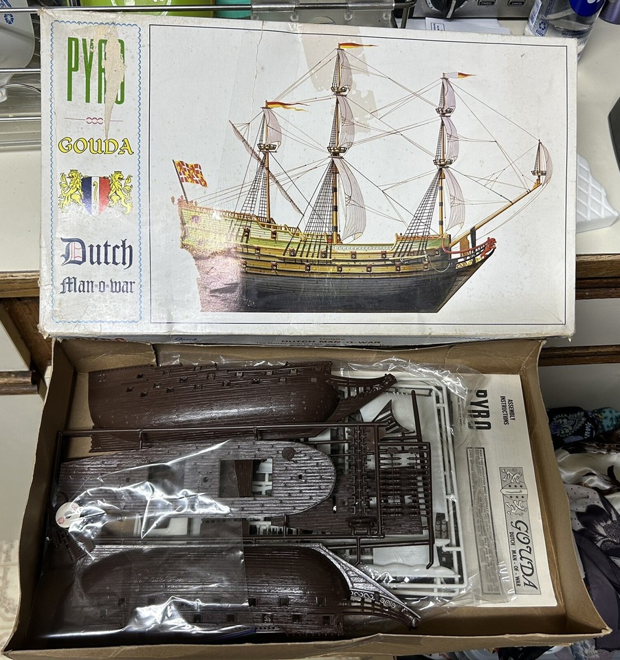 1967 PYRO Model Kit GOUDA Ship Dutch MAN-O-WAR B212-400 Unassembled ...