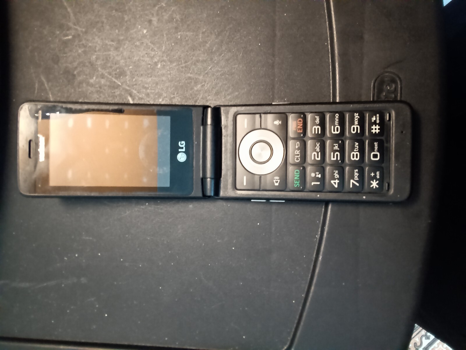 UN220 LG UN220 , VN220 , AN220, - 8 GB - Silver (Unlocked Verizon) for ...