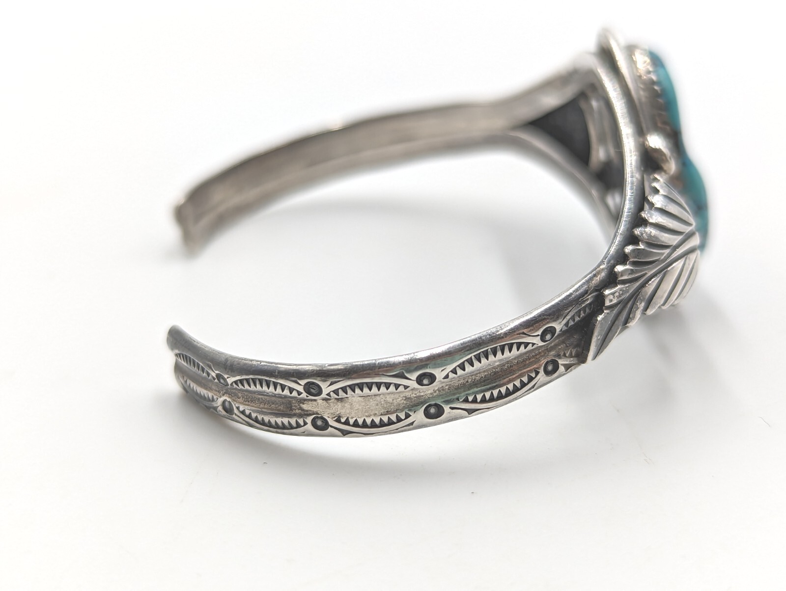 Vintage Native American Navajo Turquoise Sterling Sig… - Gem