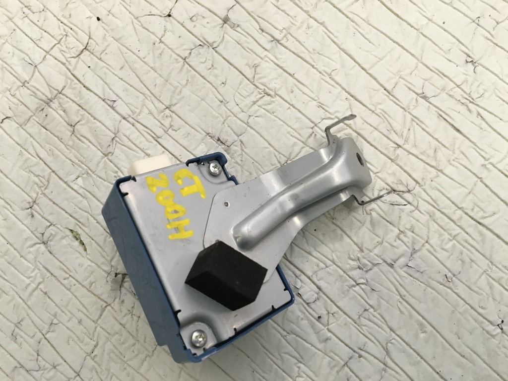 11-2013 LEXUS CT200H TIRE PRESSURE SENSOR MONITOR RECEIVER TPMS 89760 ...