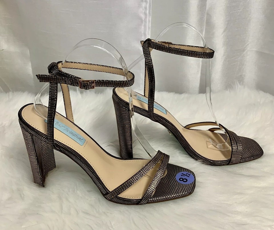 BETSEY JOHNSON Mady Strap Peep Toe Gold Womens Metallic Heels New Size ...