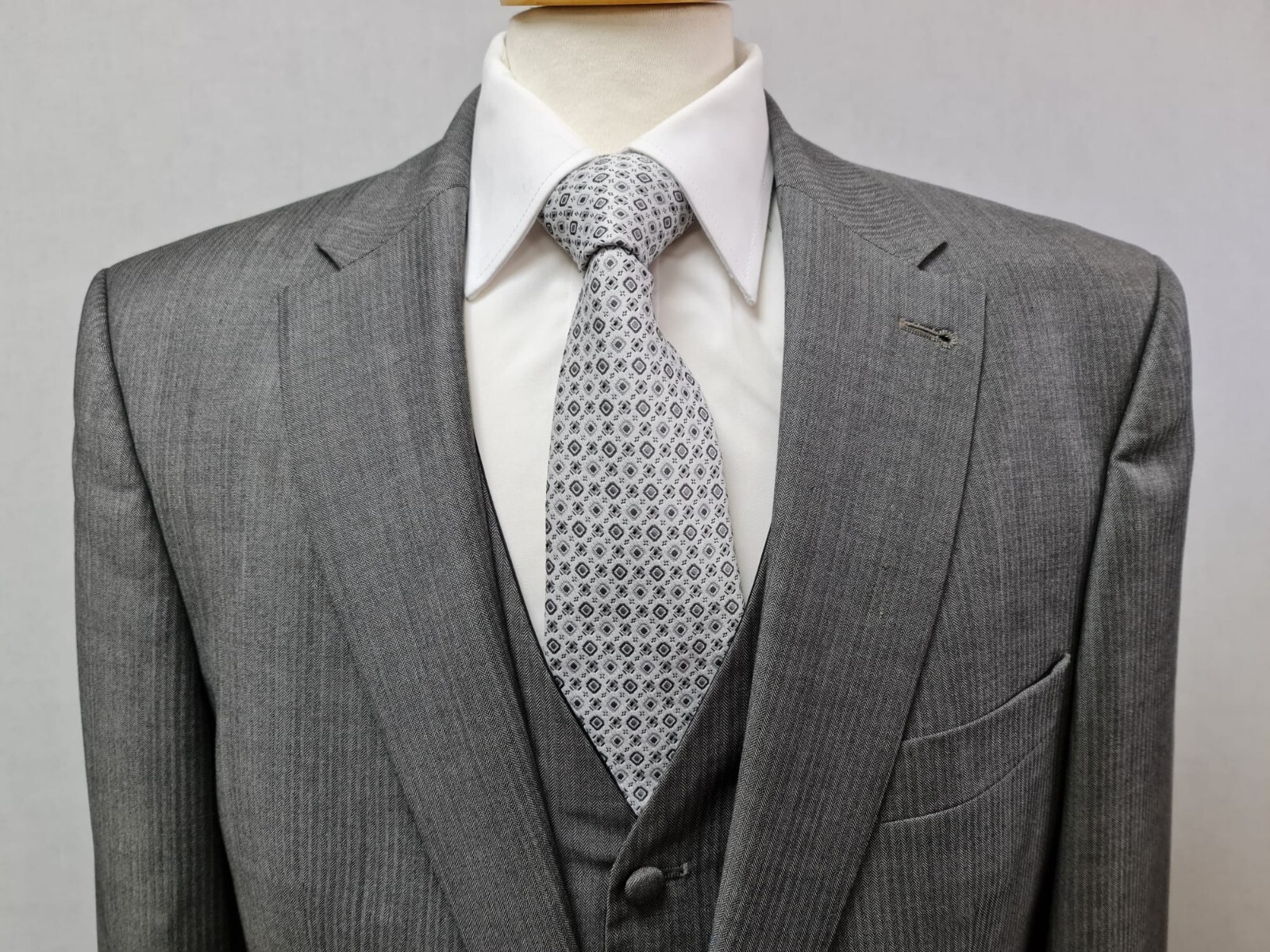 Mens Light Grey Herringbone Wedding Evening Formal Royal Ascot Morning ...