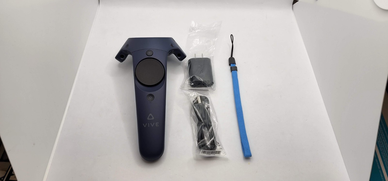 NEW HTC Vive Pro 2.0 Blue Controller w/ Genuine USB Charger/Cord/Strap ...