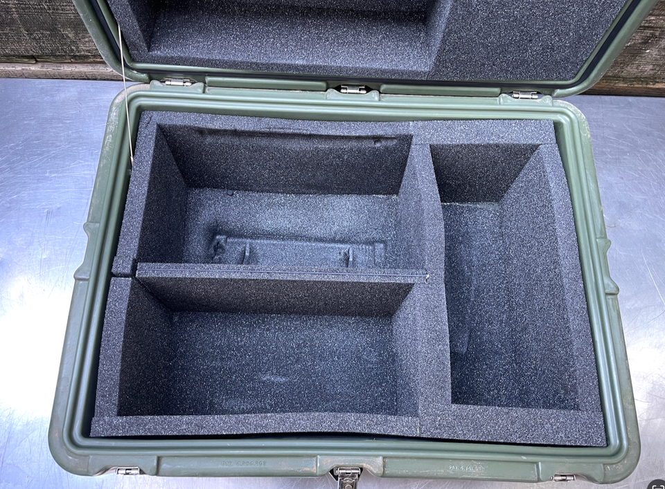 25x19x15 Exterior, Pelican Hardigg Weather Tight Transport Case ...