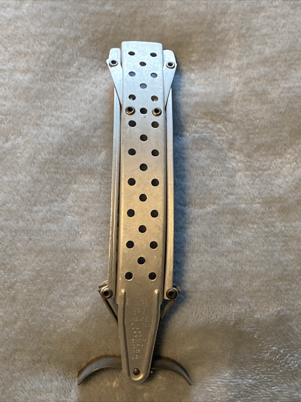 Vintage/Genuine 1940's MERVIN Wave Clip Co Hair Flapp… - Gem