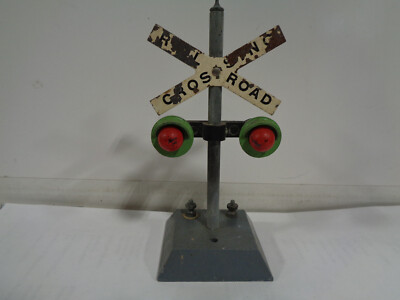 VINTAGE AMERICAN FLYER #760 S SCALE METAL ILLUMINATED RAILROAD CROSSING ...
