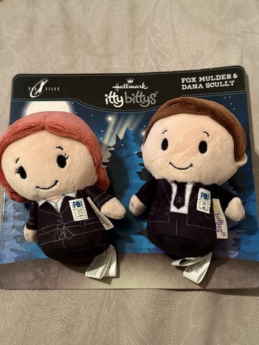 The X-Files Fox Mulder & Dana Scully Special Agents Itty Bittys Set by ...